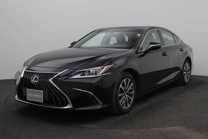 Buy New and Used Lexus Cars in The United Arab Emirates | Lexus